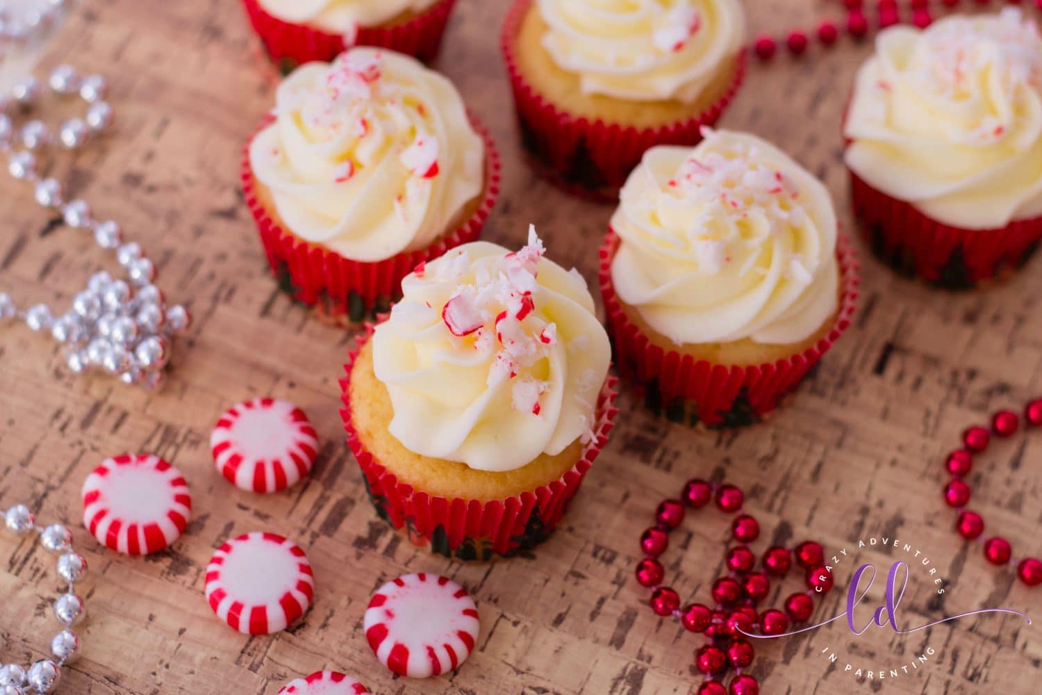 Peppermint Cupcakes | Crazy Adventures in Parenting