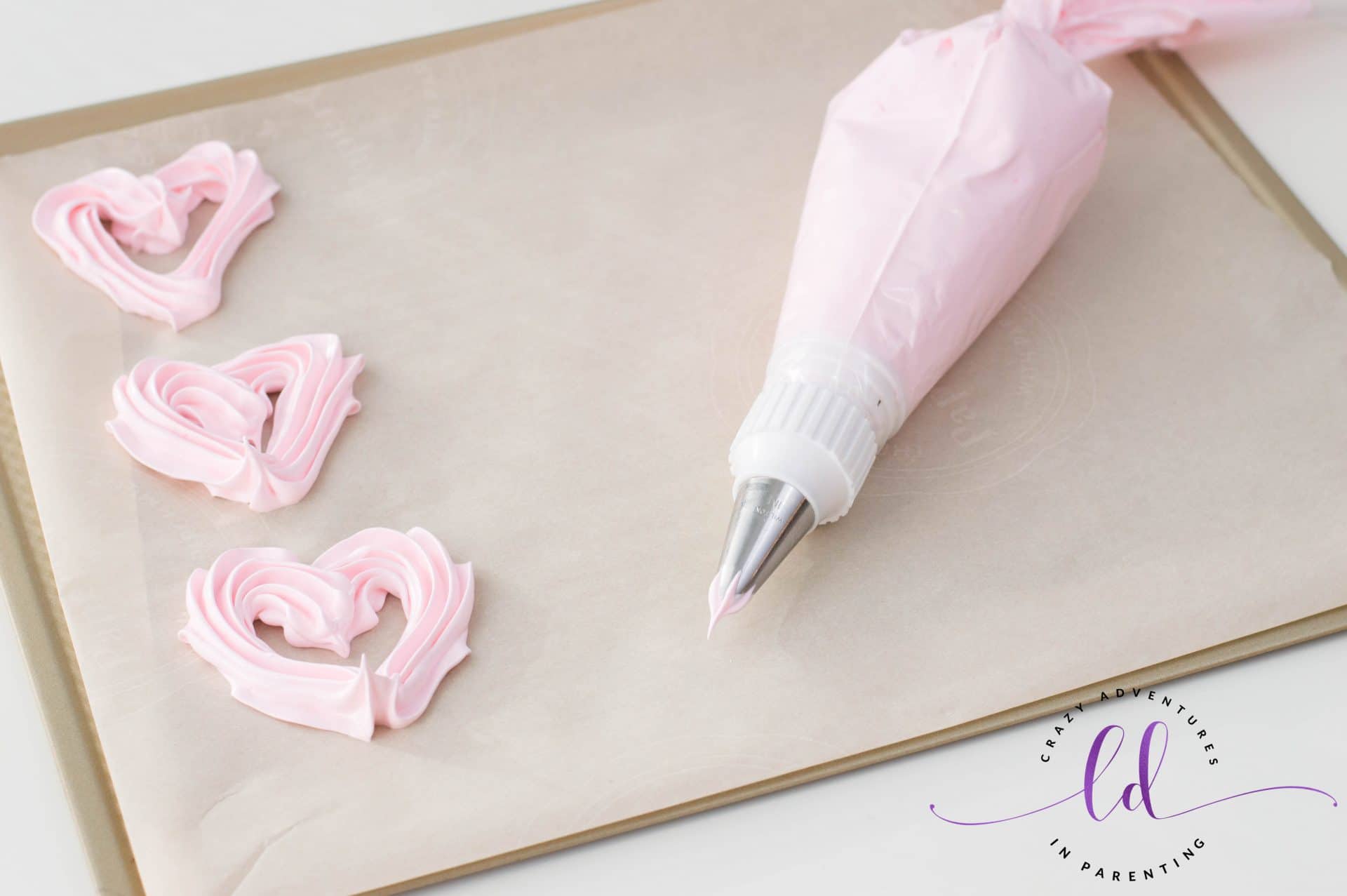 Heart Meringues | Crazy Adventures in Parenting