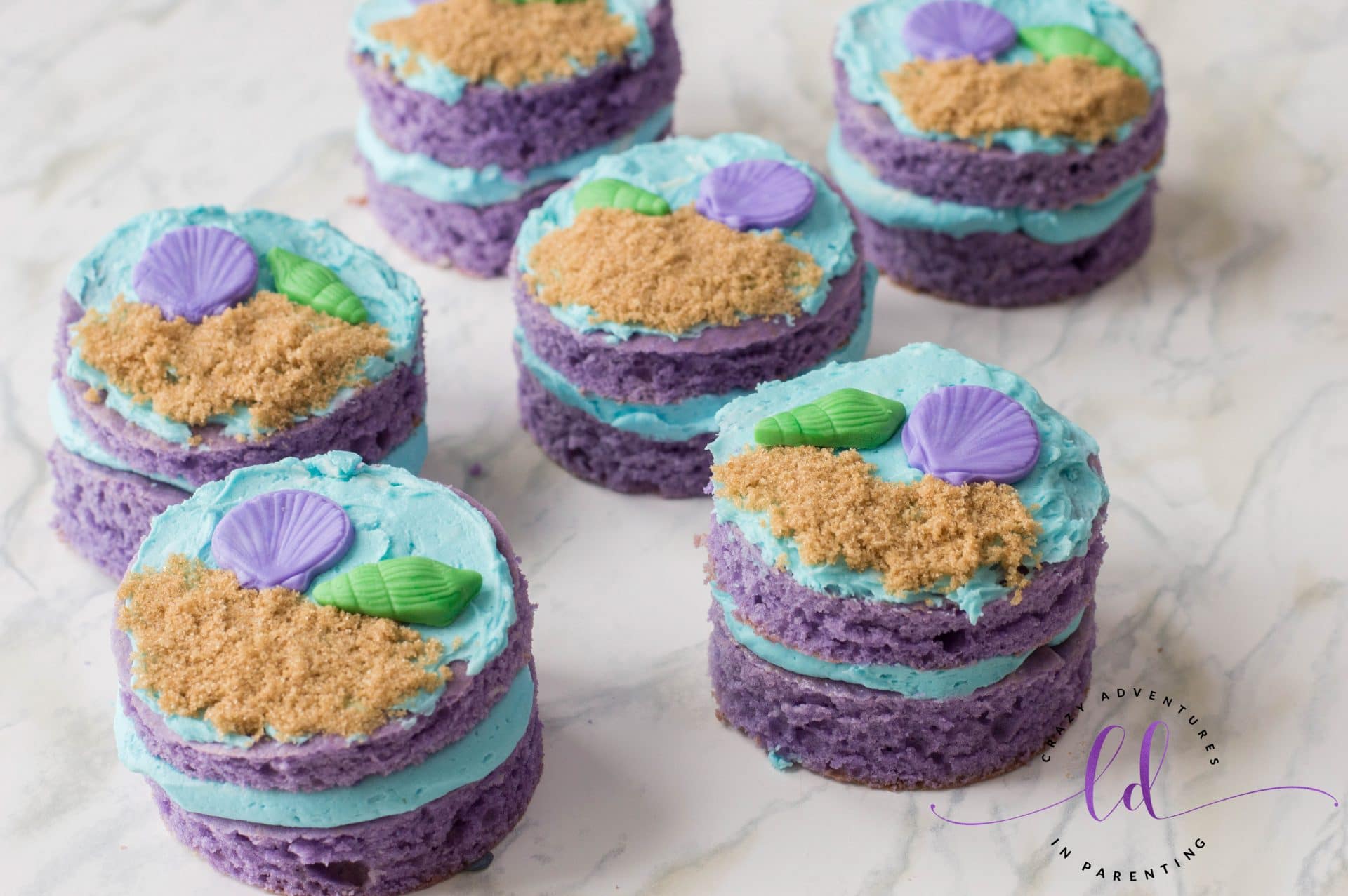Mermaid Mini Cakes | Crazy Adventures in Parenting
