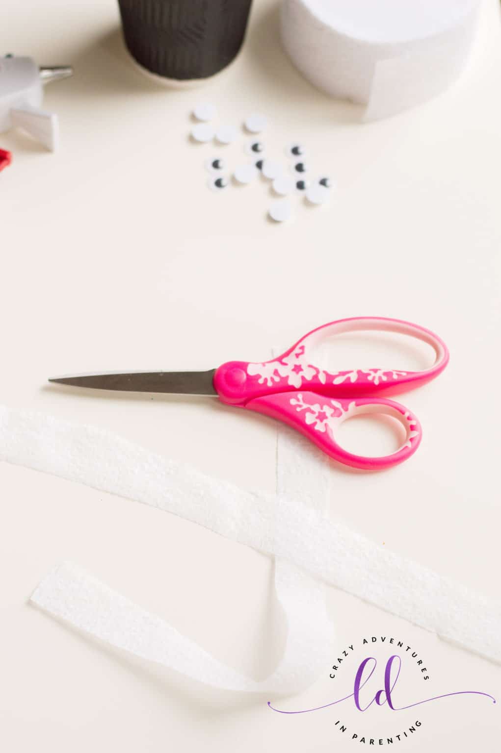 DIY Mummy Treat Cups for Halloween | Crazy Adventures in Parenting